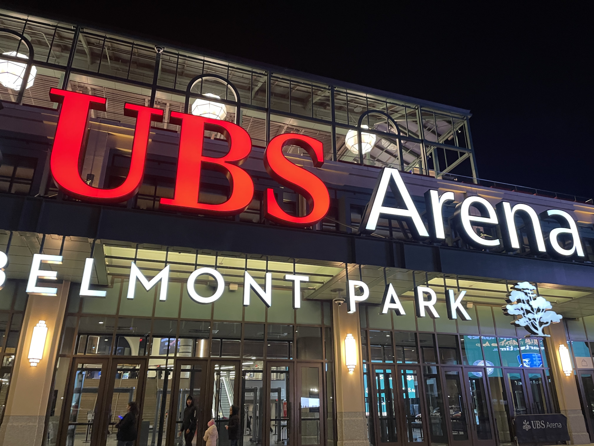 UBS Arena Chooses Queue Solutions for Crowd Control Products | Queue ...